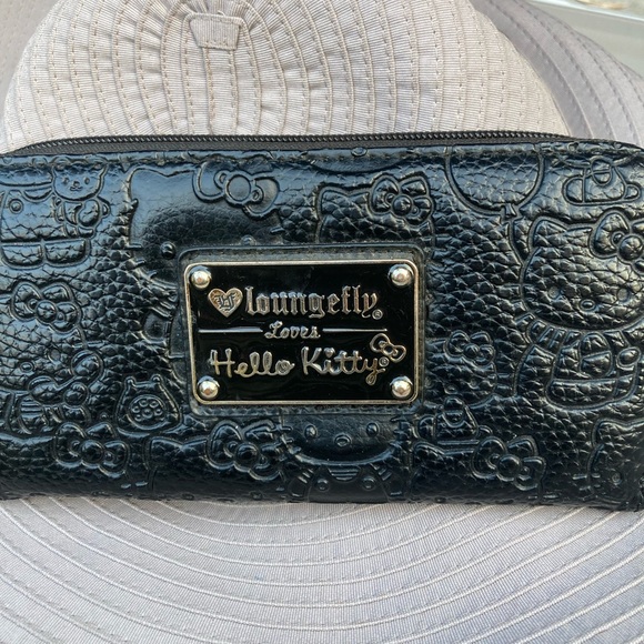 Loungefly | Bags | Loungefly Loves Hello Kitty Sanrio Black Embossed ...